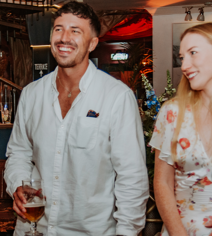 HUM4NS TALK - The Square Club