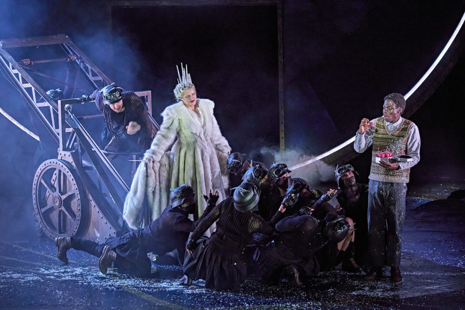 Theatre Review: The Lion, The Witch and The Wardrobe - The Square Club